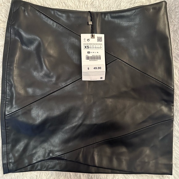 Zara | Skirts | Zara Fake Leather Skirt Size Xs | Poshmark